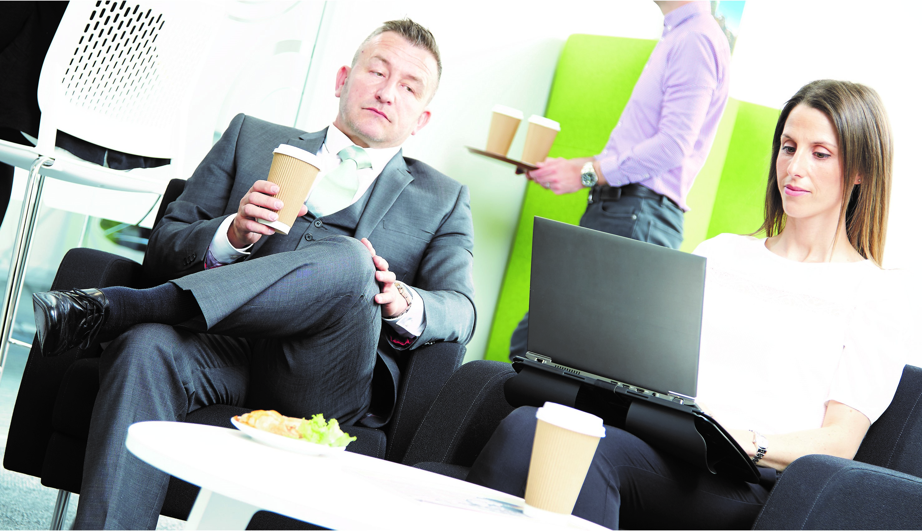 Who’s looking over your shoulder? | Fellowes blog